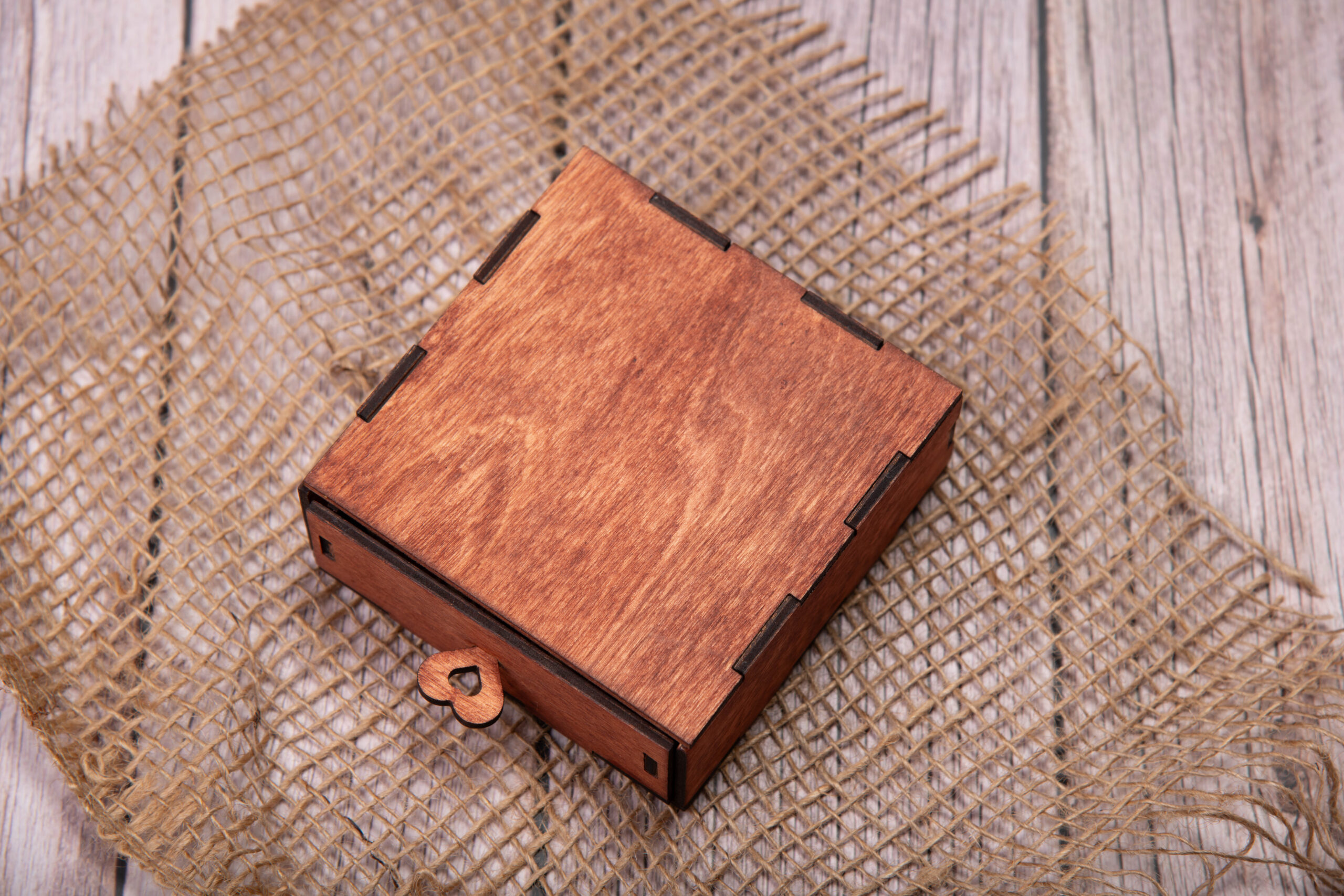 USB Box - Golden Props & Boxes