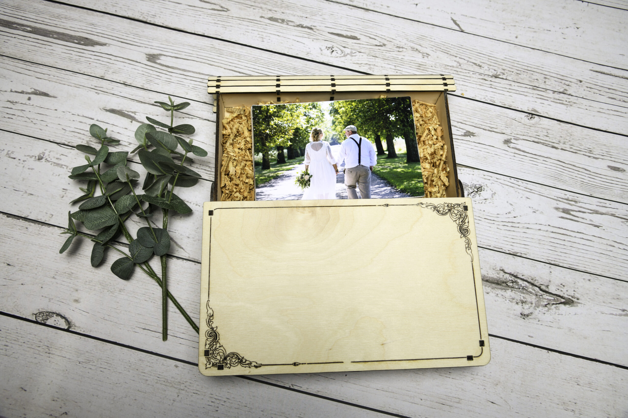 Golden Props & Boxes